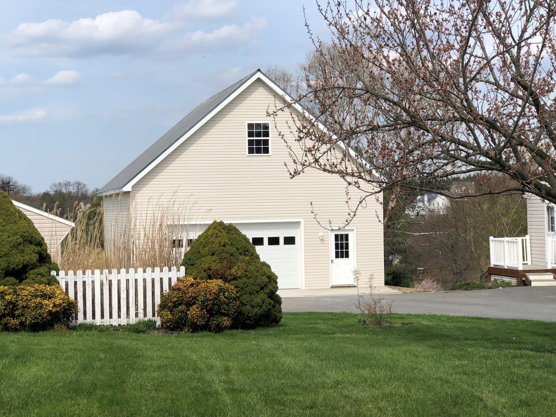 30x37 Garage Kit w/Attic | New Holland Supply LLC