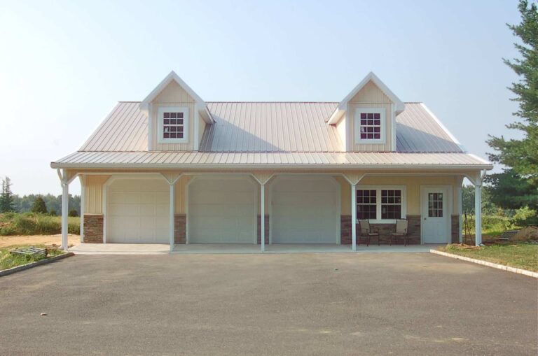 Designing Custom Garage Kits | Pole Barn Garages | New Holland Supply